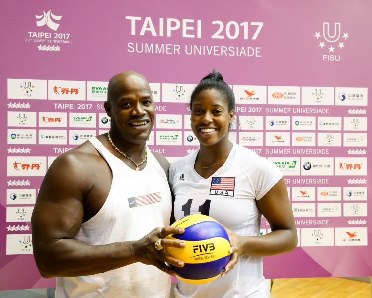 世大運》前NFL球星Darin Jordan 嚐道地美食直喊讚 - 麗台運動報