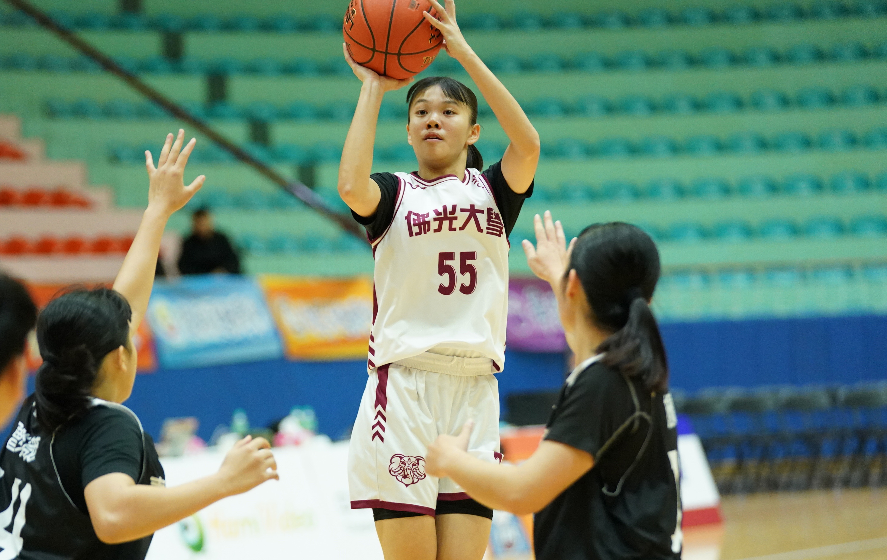 UBA》佛光3連勝兼練6菜鳥 182素人隋姵柔待琢 - 麗台運動報